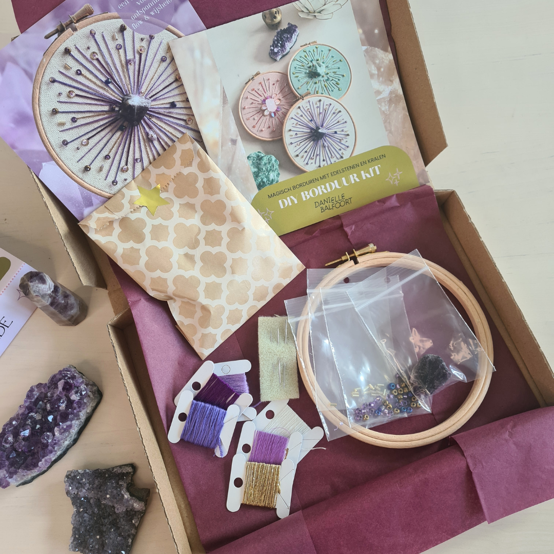 DIY Crystal Borduren kit Amethist (incl. online tutorials) – Daniëlle ...